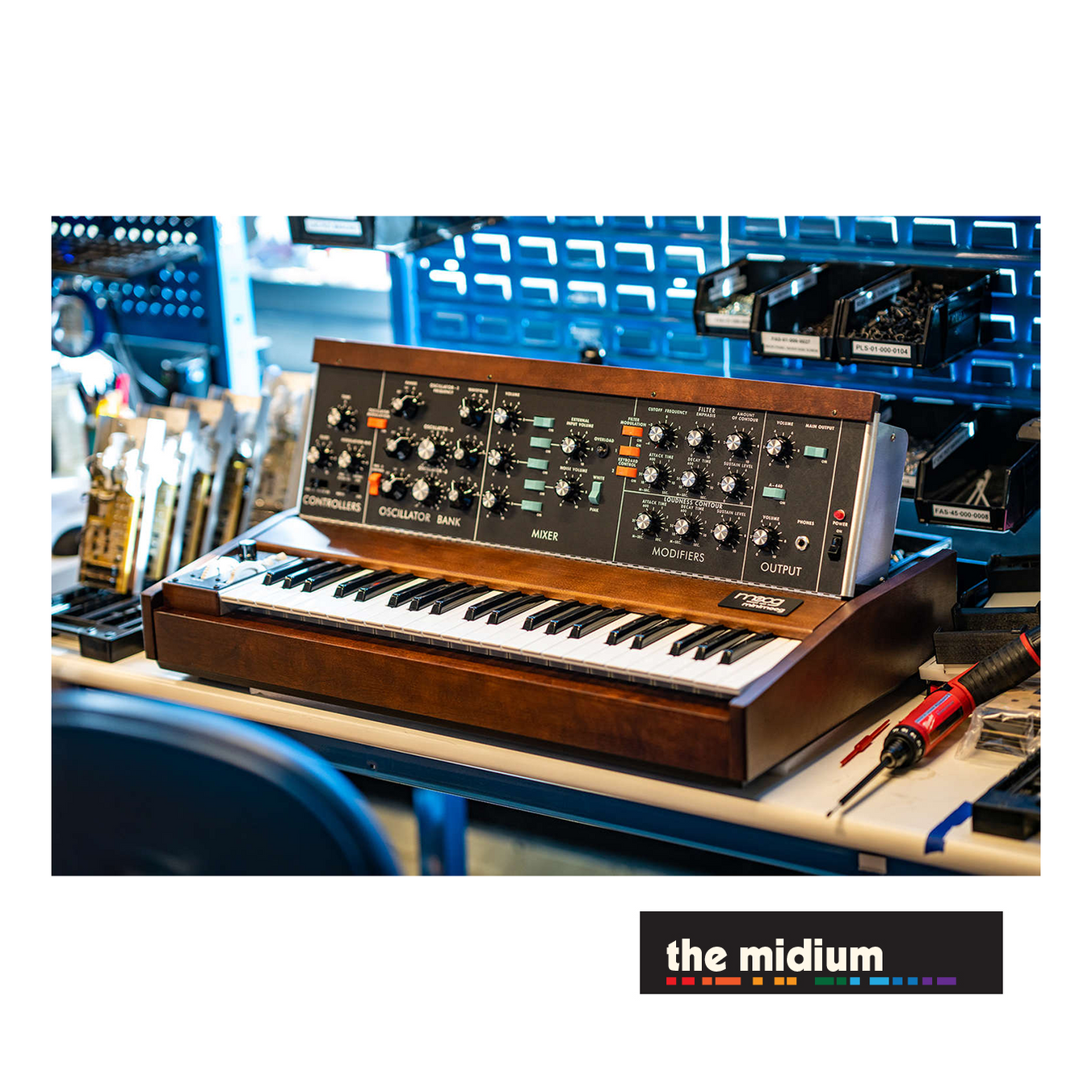 Moog Minimoog Model D monophonic analog synthesizer reissue (Made in A ...